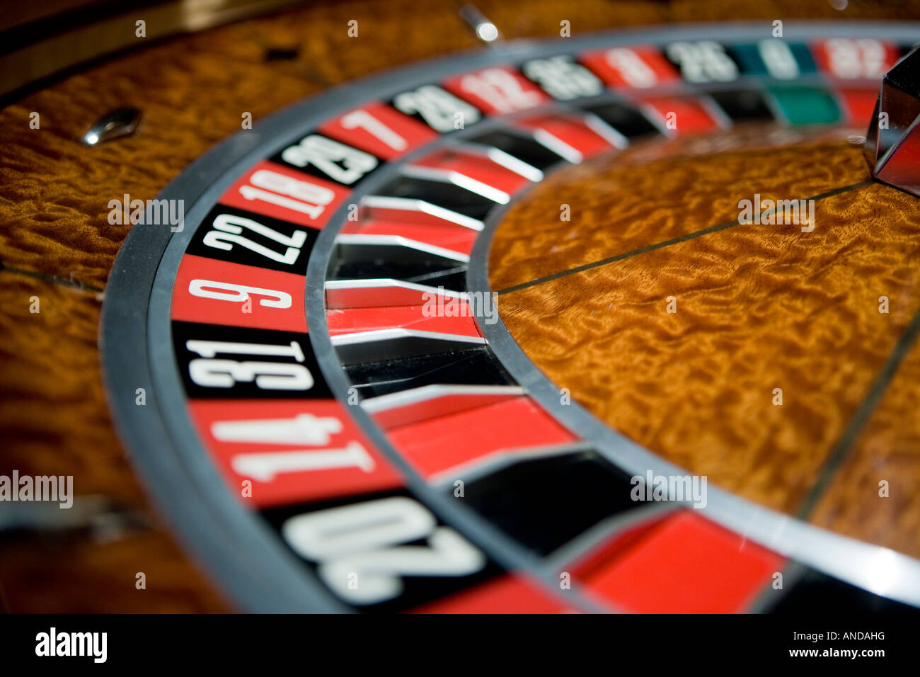 Roulette wheel las vegas nevada hi-res stock photography and images - Alamy