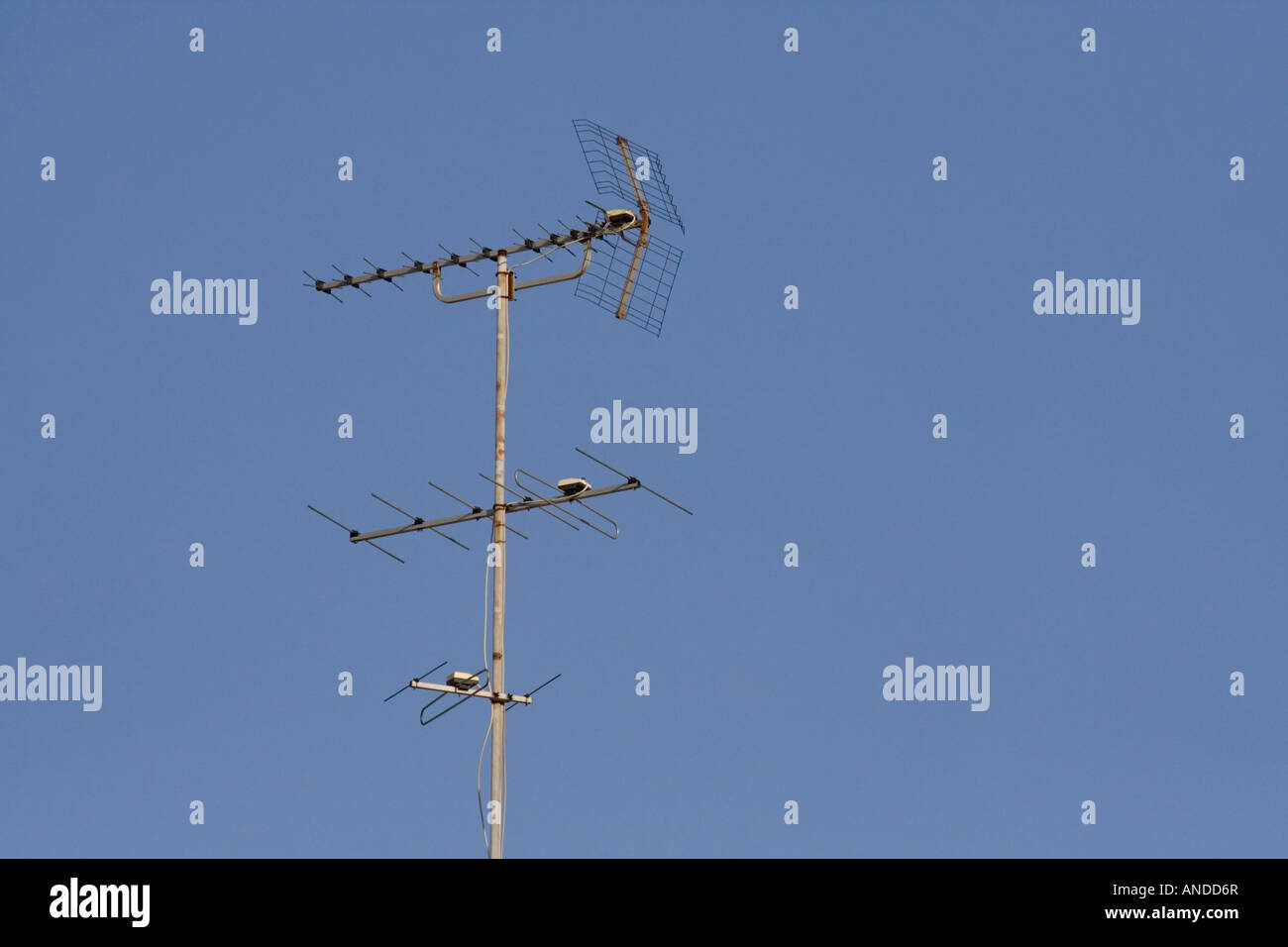 Vhf antennae hi-res stock photography and images - Alamy