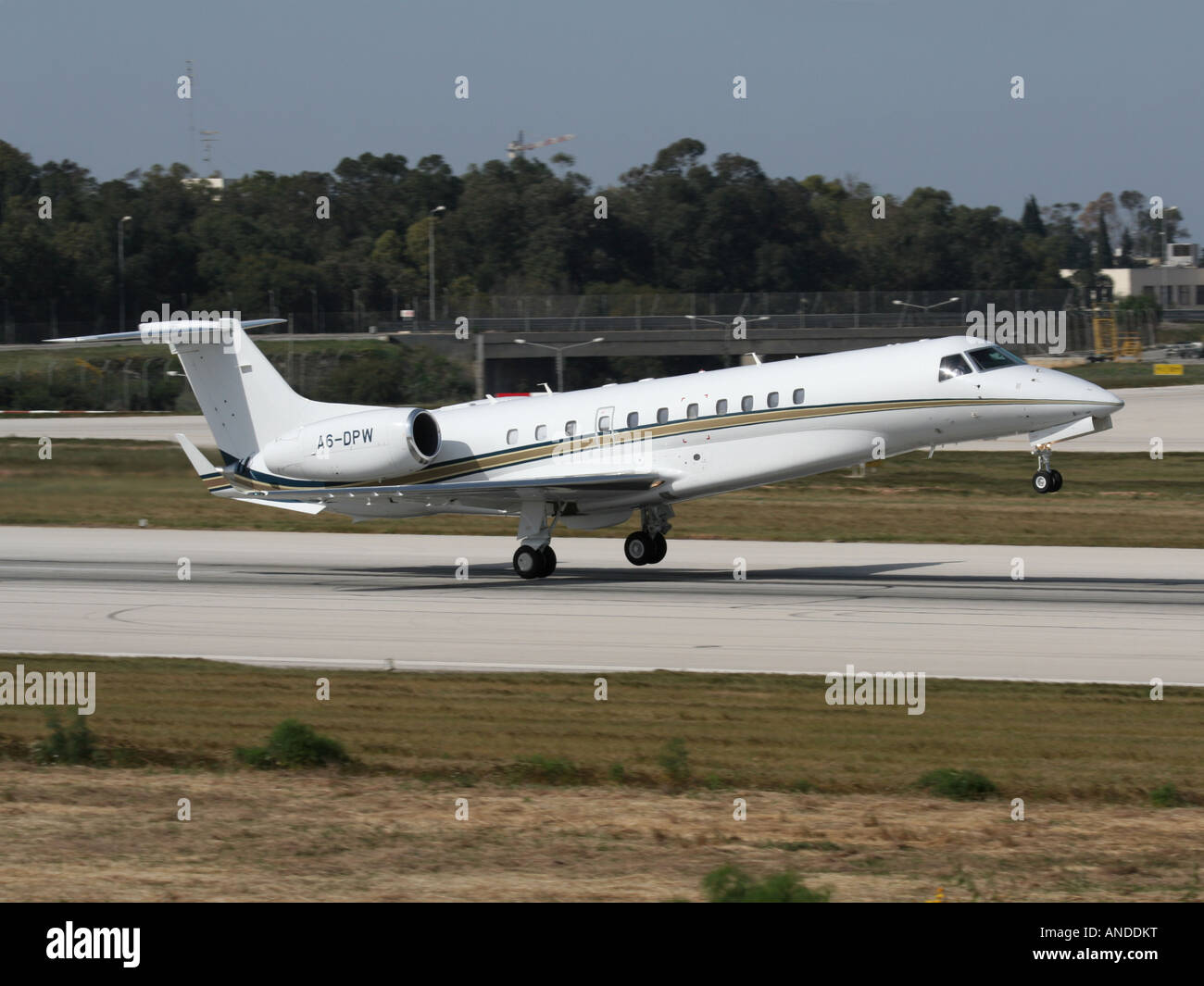 Embraer legacy executive jet hi-res stock photography and images - Alamy
