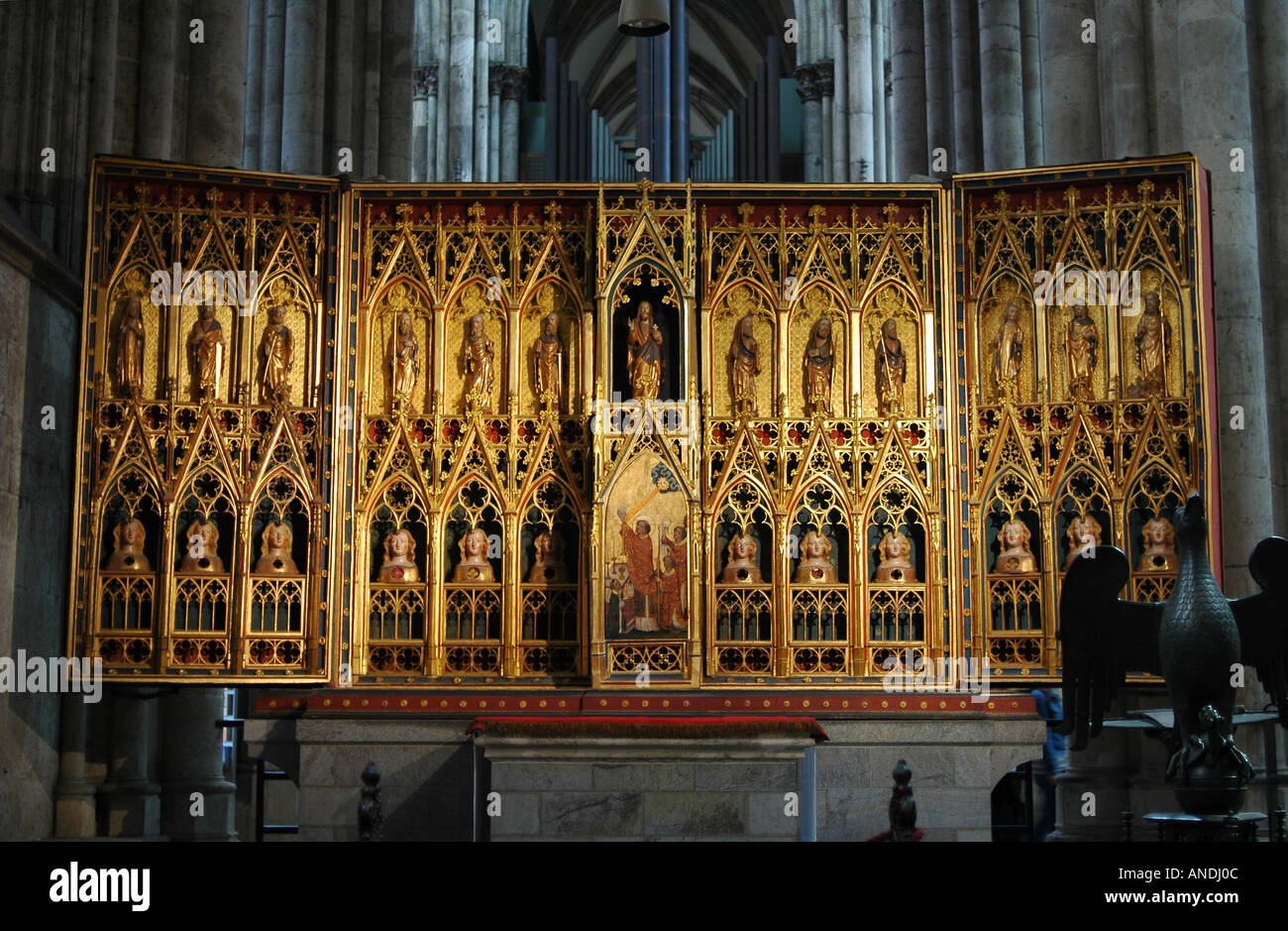 Golden Side altar in the cathedral of Cologne Stock Photo - Alamy