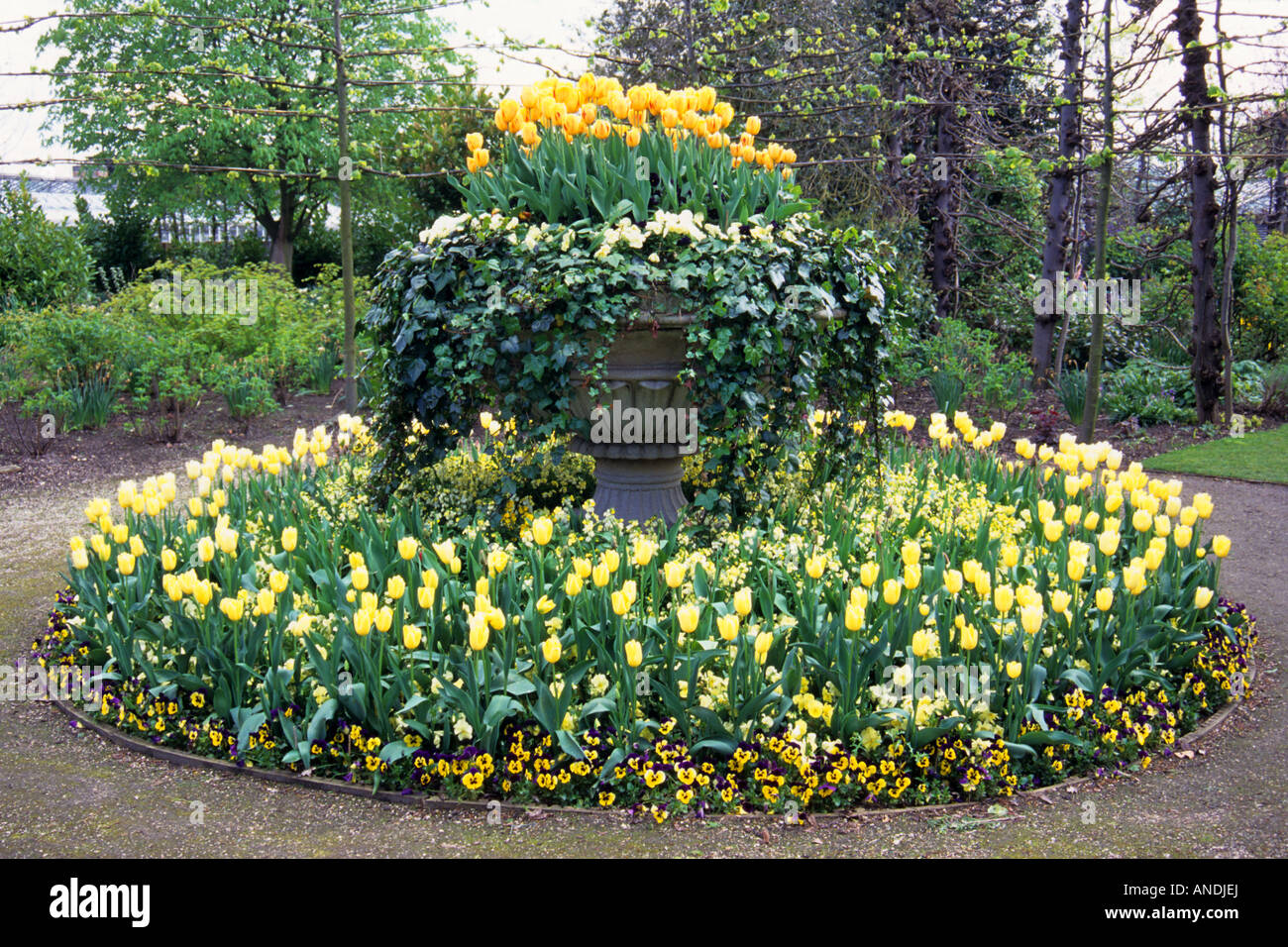 Regents Park gardens, London, UK Stock Photo - Alamy