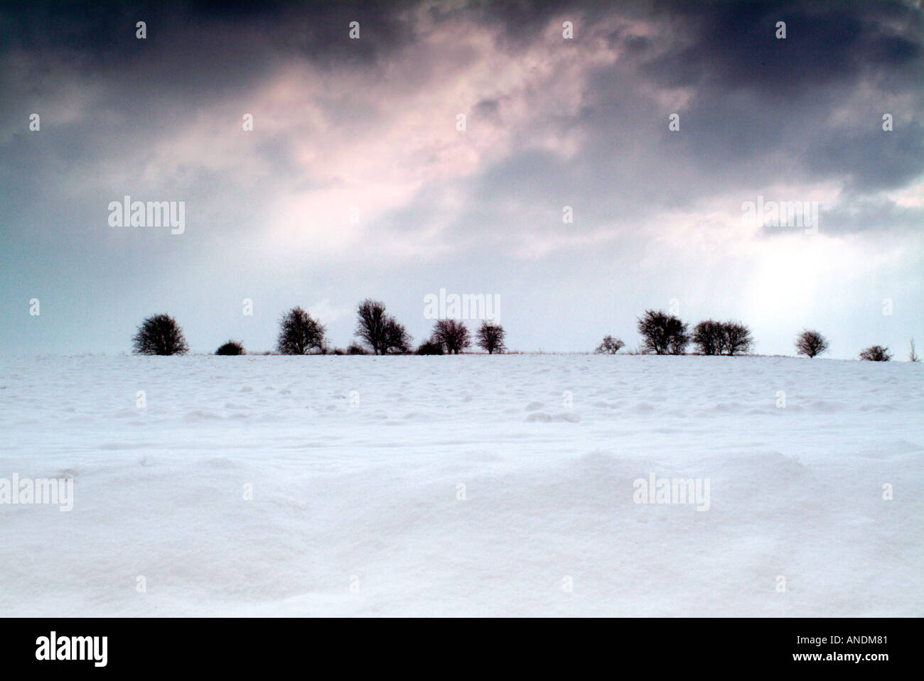 Kentish landscape england hi-res stock photography and images - Alamy