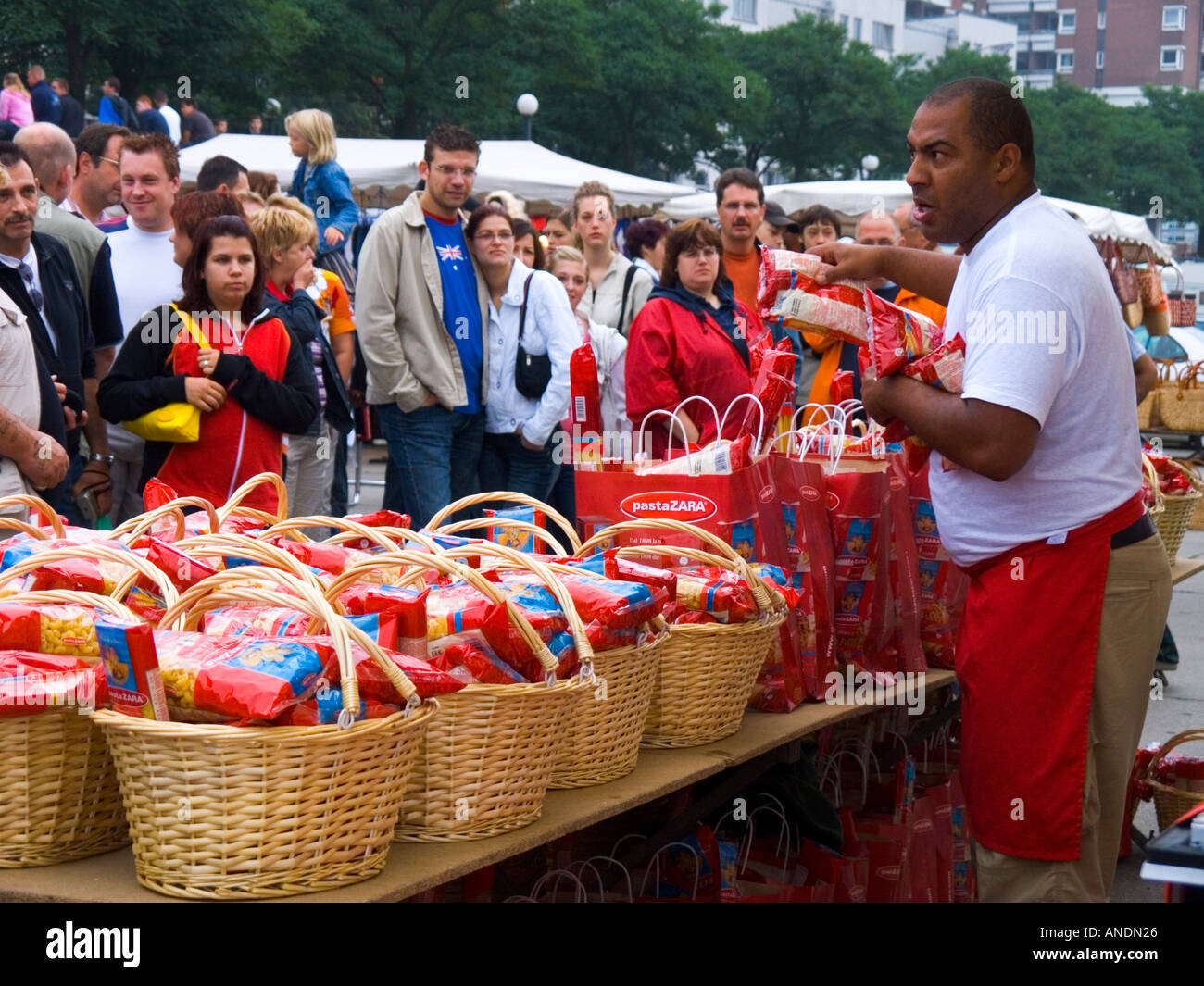 Fischmarkt sunday fish market Hamburg Germany german travel attraction ...