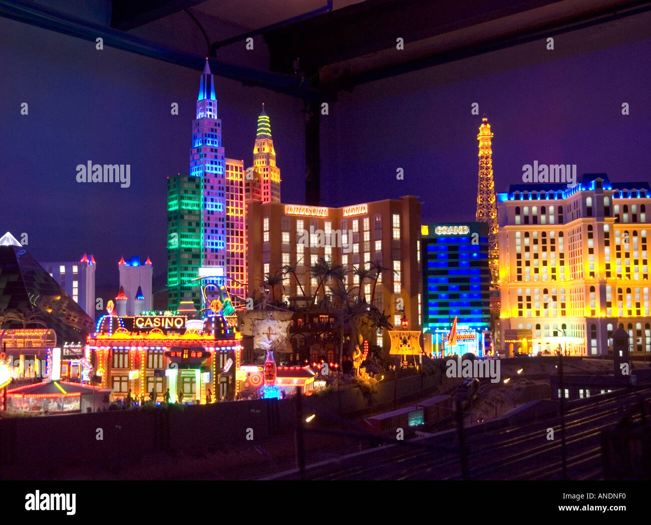 Miniature wonderland and hamburg hi-res stock photography and images ...