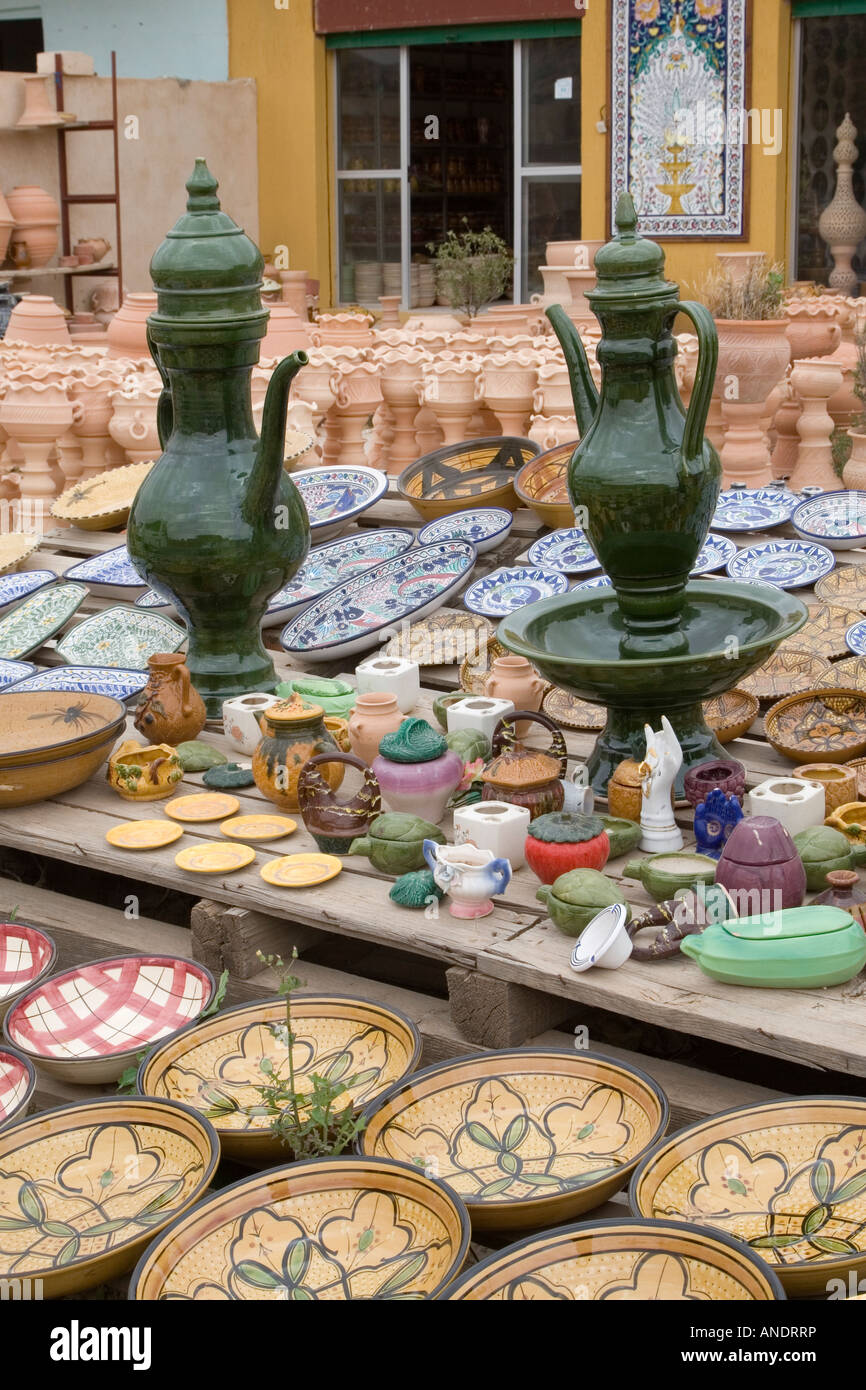 Libya pottery hi-res stock photography and images - Alamy