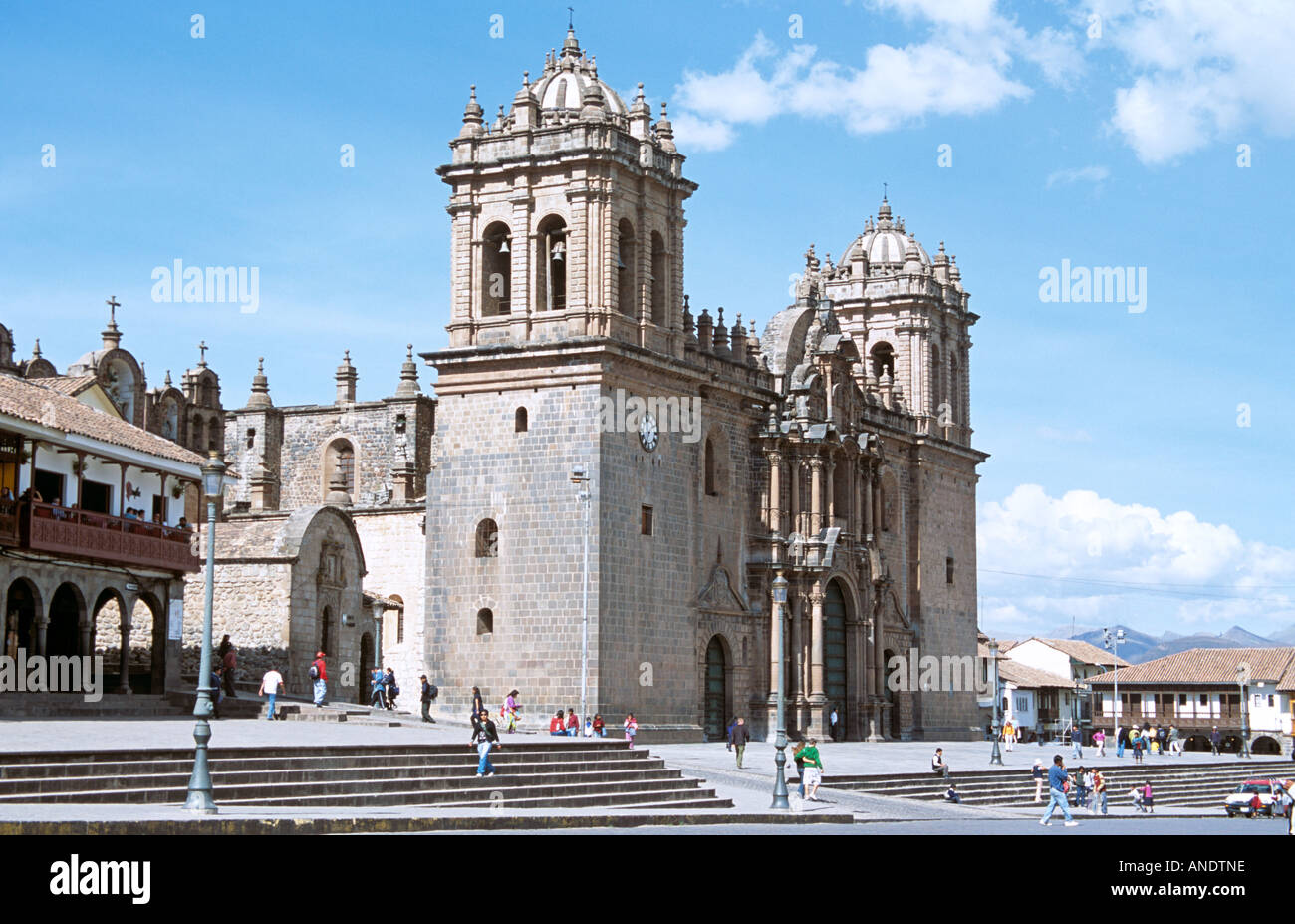 Three part building complex hi-res stock photography and images - Alamy