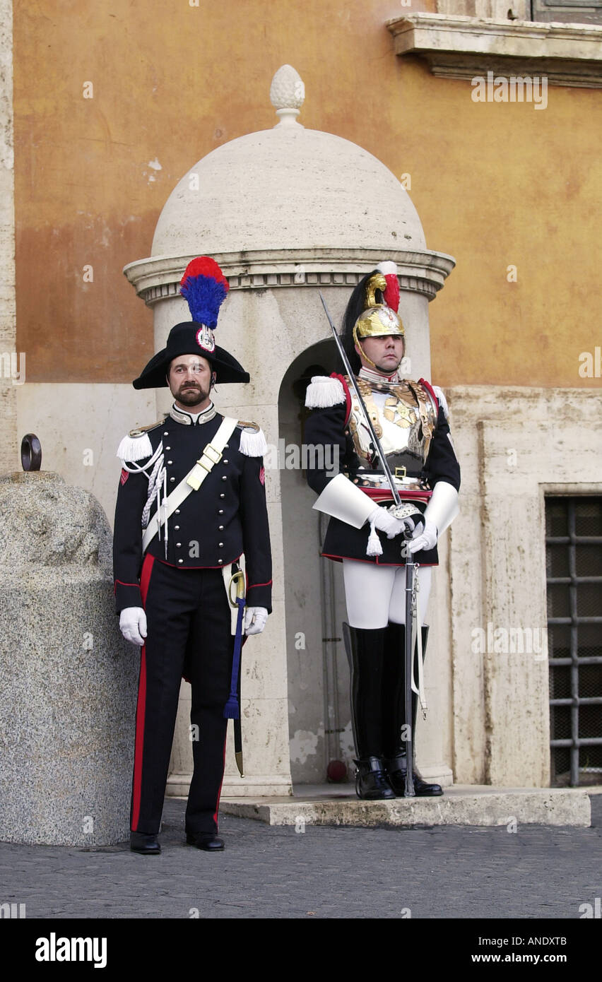 Ceremonial swords hi-res stock photography and images - Alamy