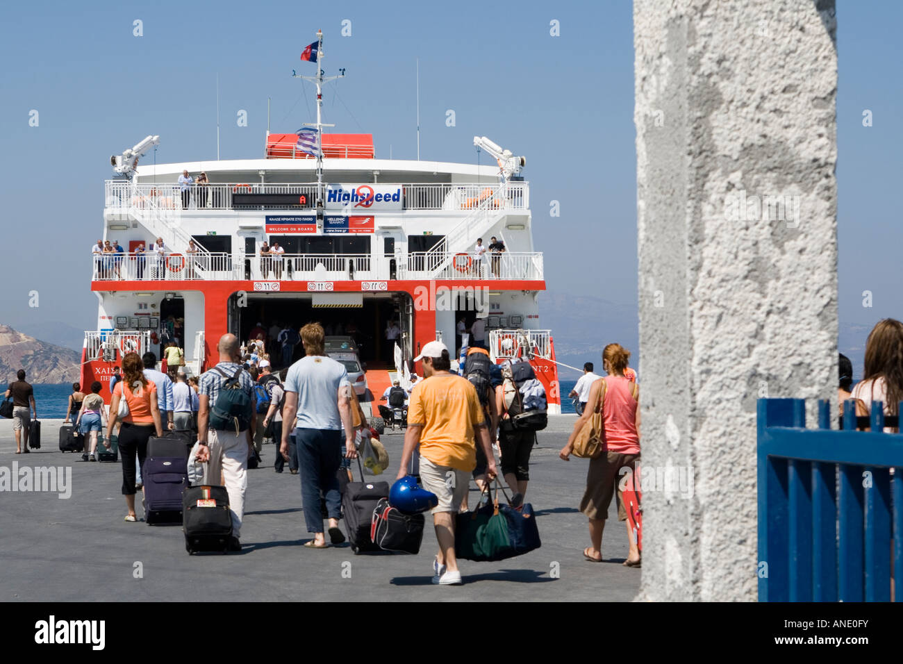 ferry docked at port people boarding Stock Photo - Alamy