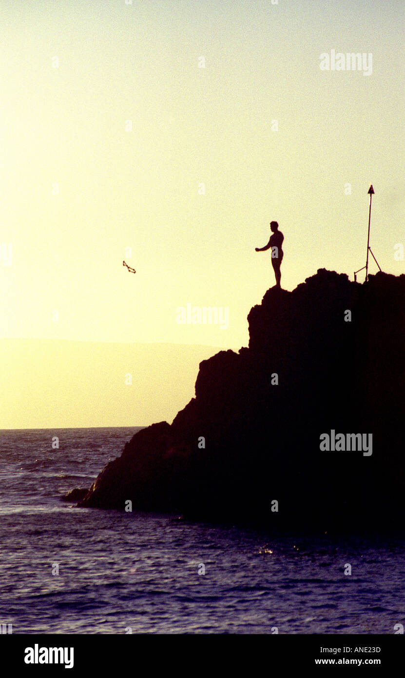 Cliff diver at Ka'anapali Maui Hawaii Stock Photo - Alamy