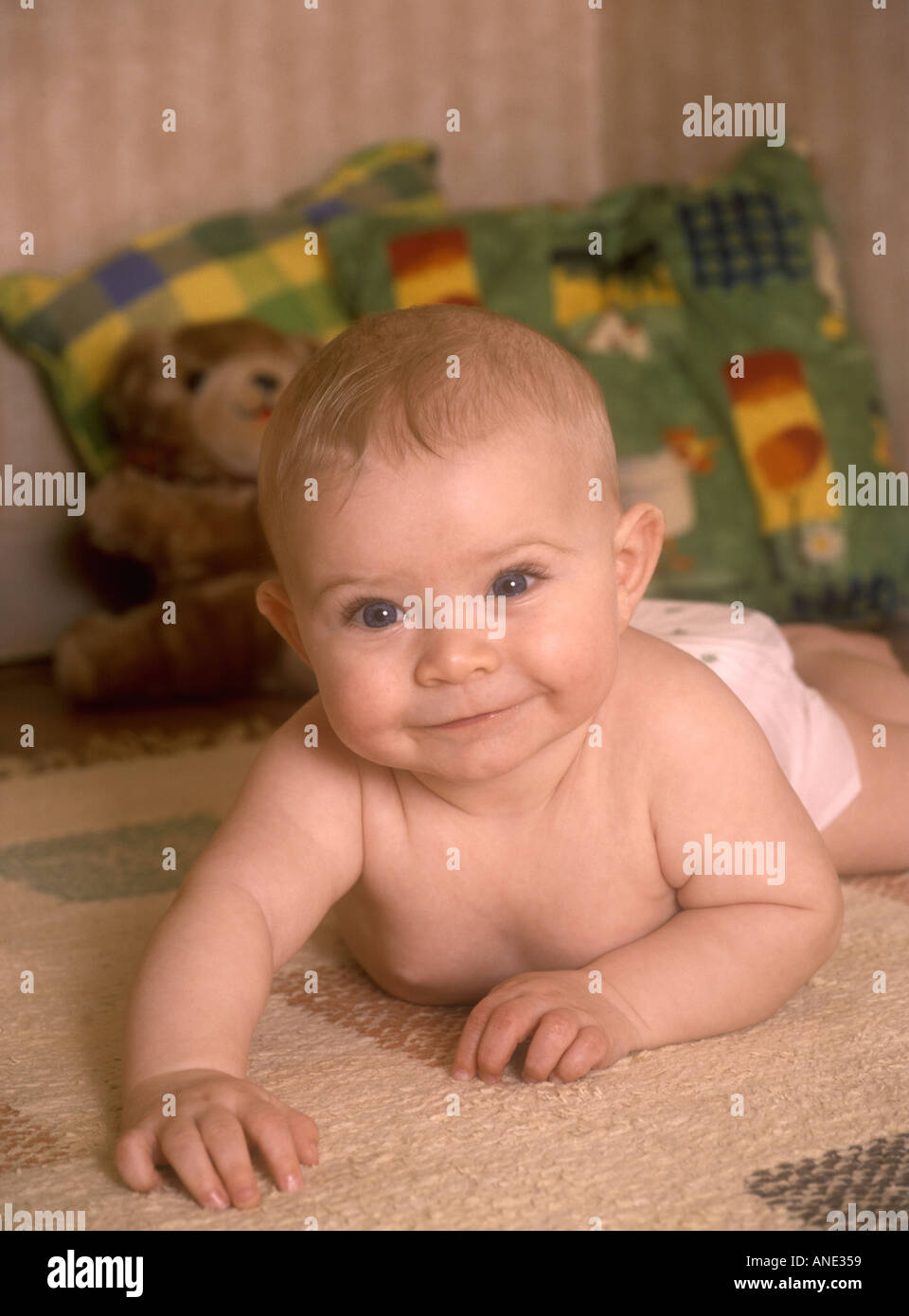 Tummy smiley face hi-res stock photography and images - Alamy