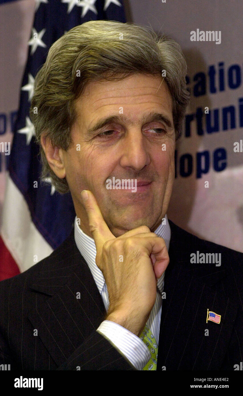 Campaigns headshot hi-res stock photography and images - Alamy