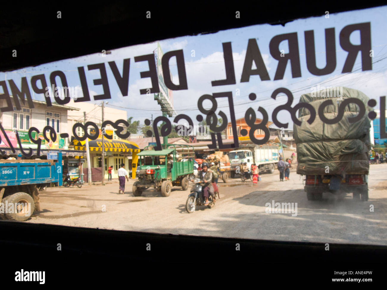 Burma myanmar truck vehicle hi-res stock photography and images - Alamy