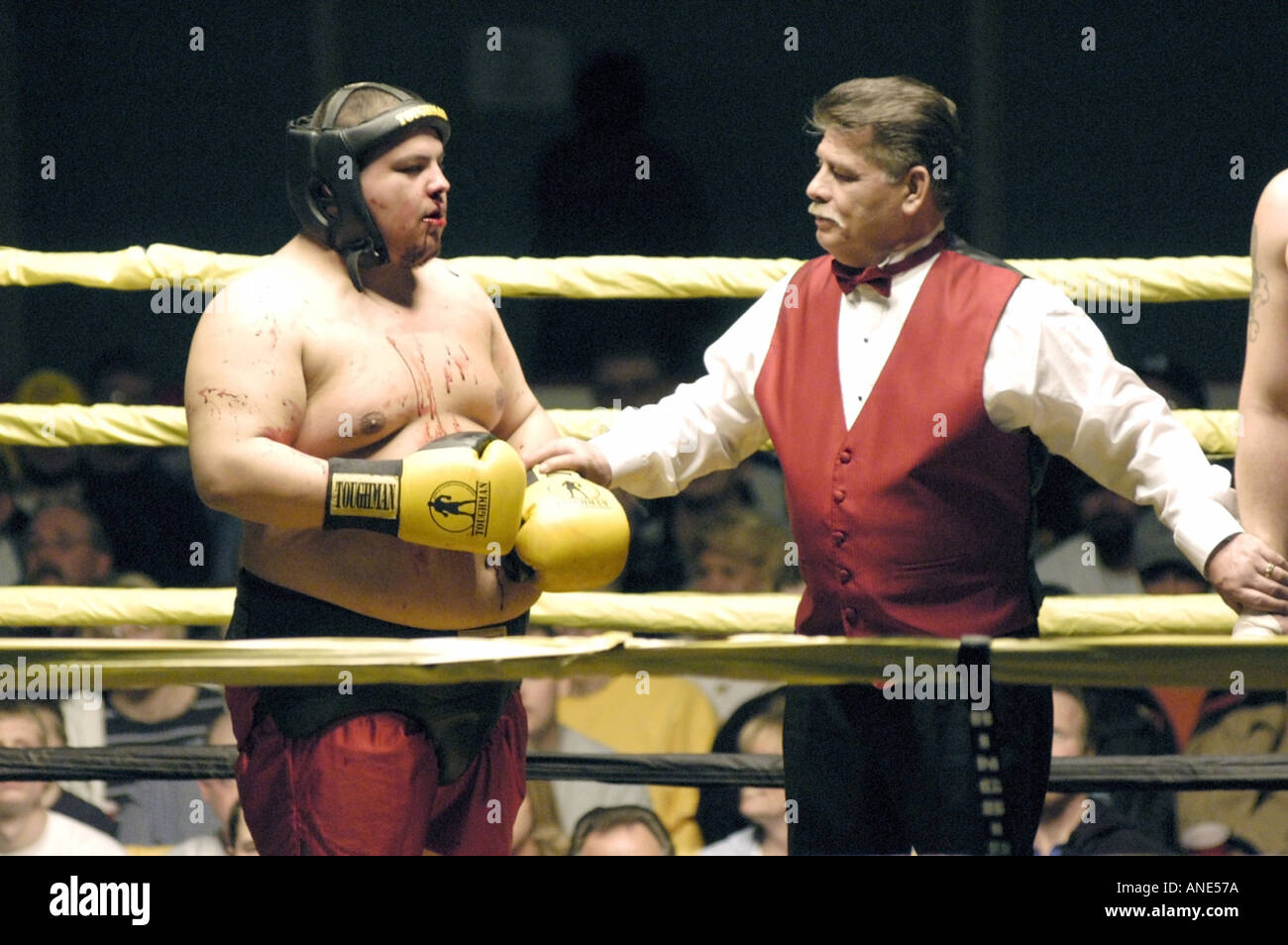 Boxing uniform hi-res stock photography and images - Alamy