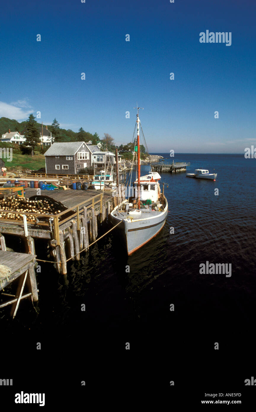 New Harbor Maine Travel Destination Stock Photo - Alamy