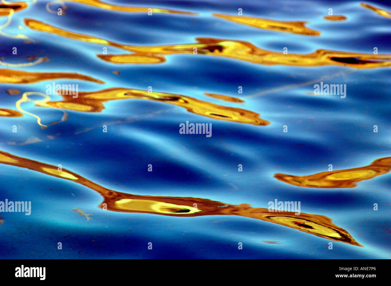 Patterns eye catching hi-res stock photography and images - Alamy