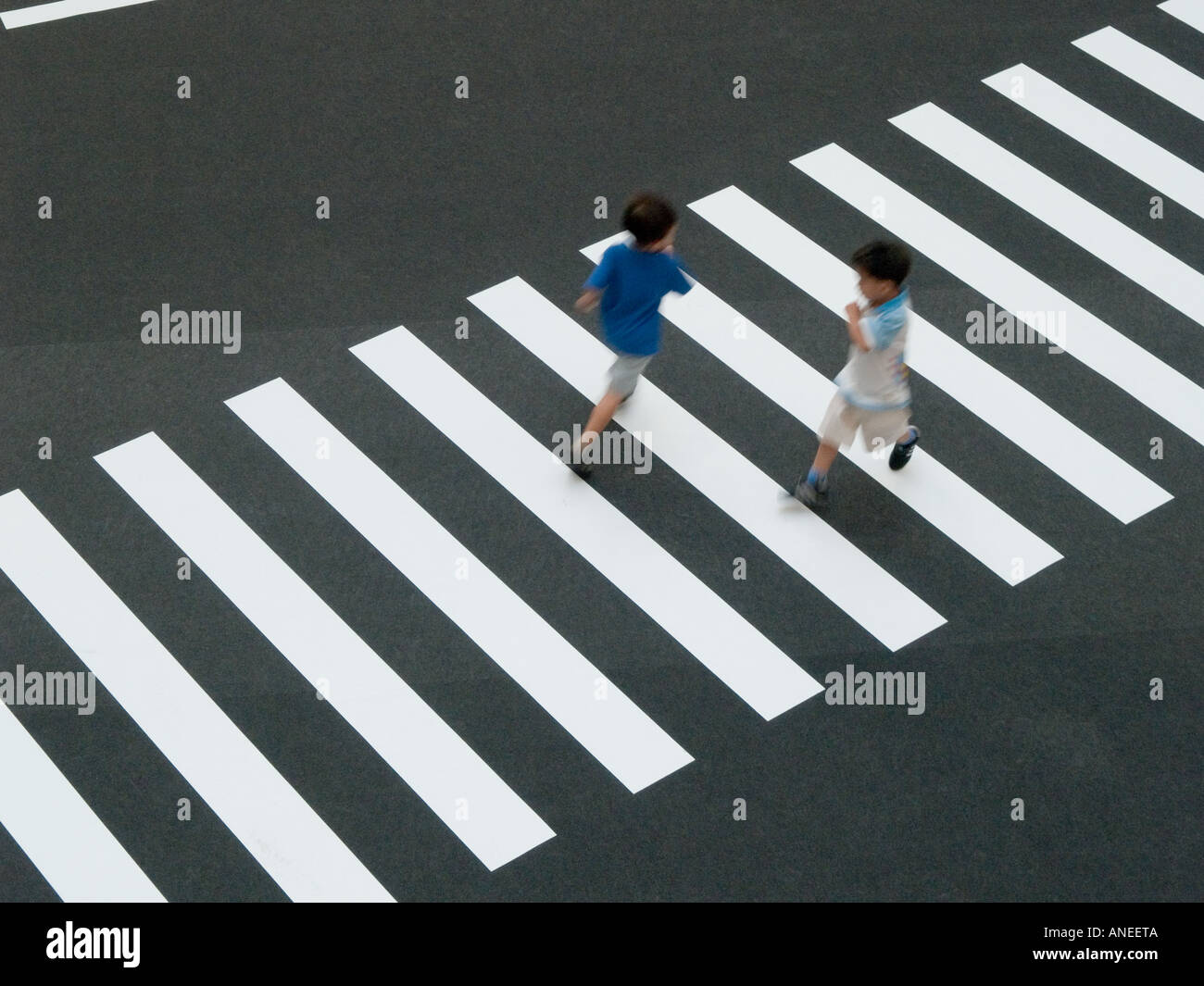 Kids zebra crossing hi-res stock photography and images - Alamy