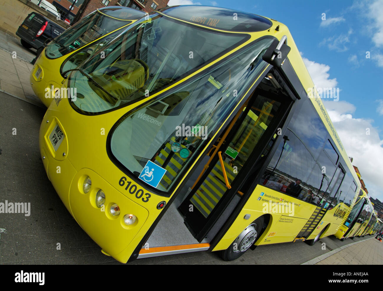 Newcastle bus hi-res stock photography and images - Alamy