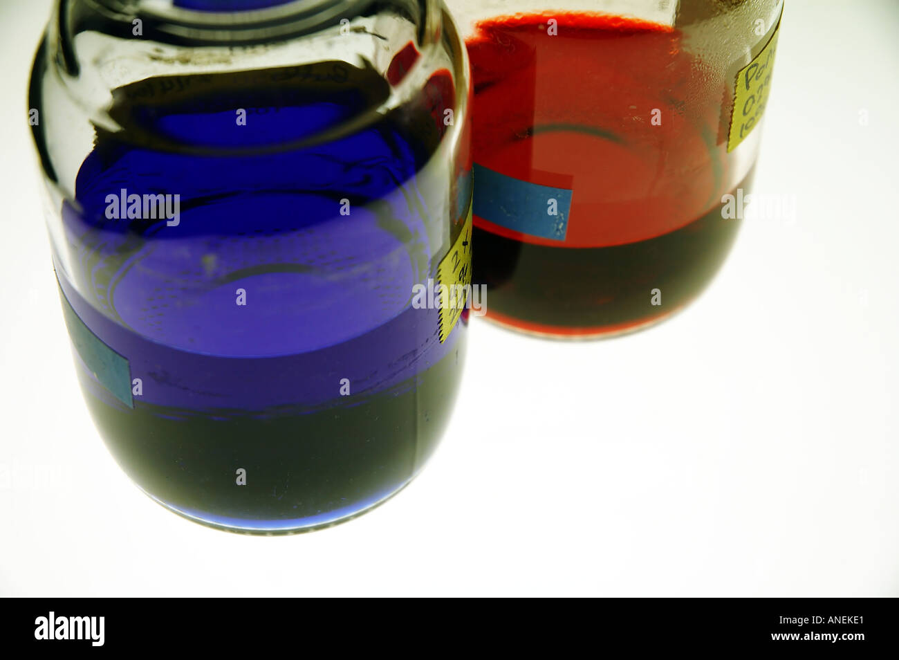 Chemical bottles with labels hi-res stock photography and images - Alamy