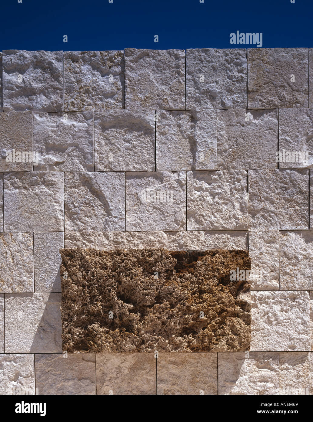 The Getty Center, Los Angeles, California, 1984 - 1997. Architect ...
