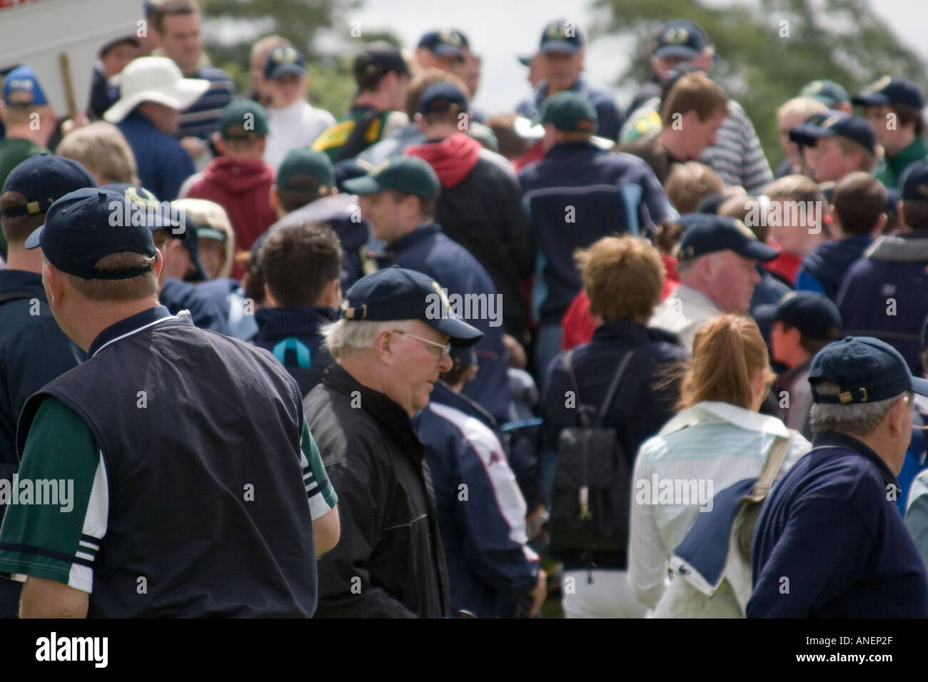 Golf tournament crowd hi-res stock photography and images - Alamy