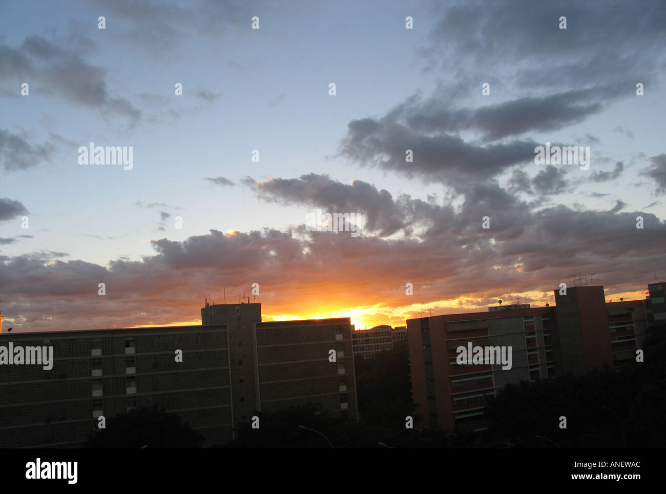 Sunrise sequence hi-res stock photography and images - Alamy