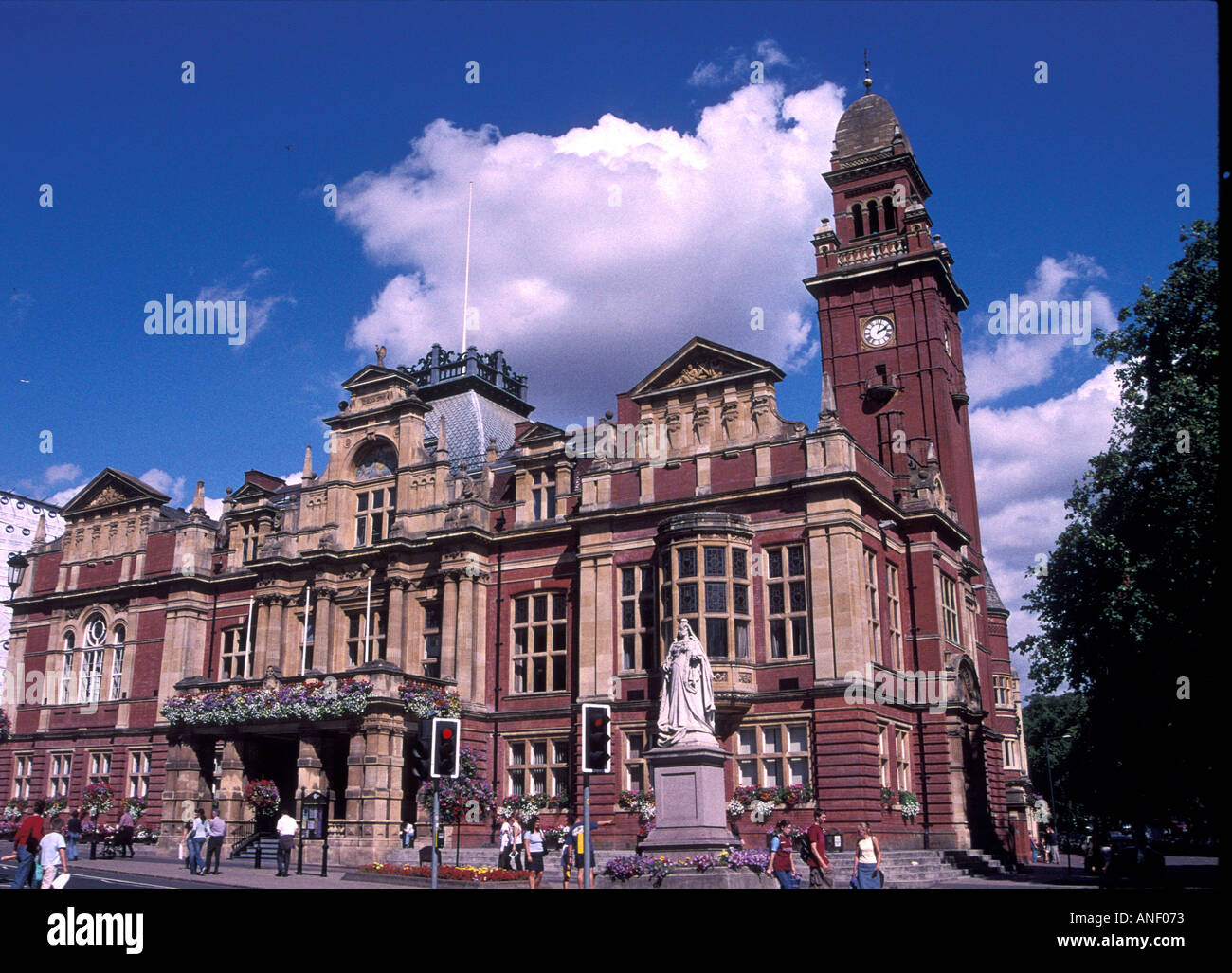 Leamington town hall hi-res stock photography and images - Alamy