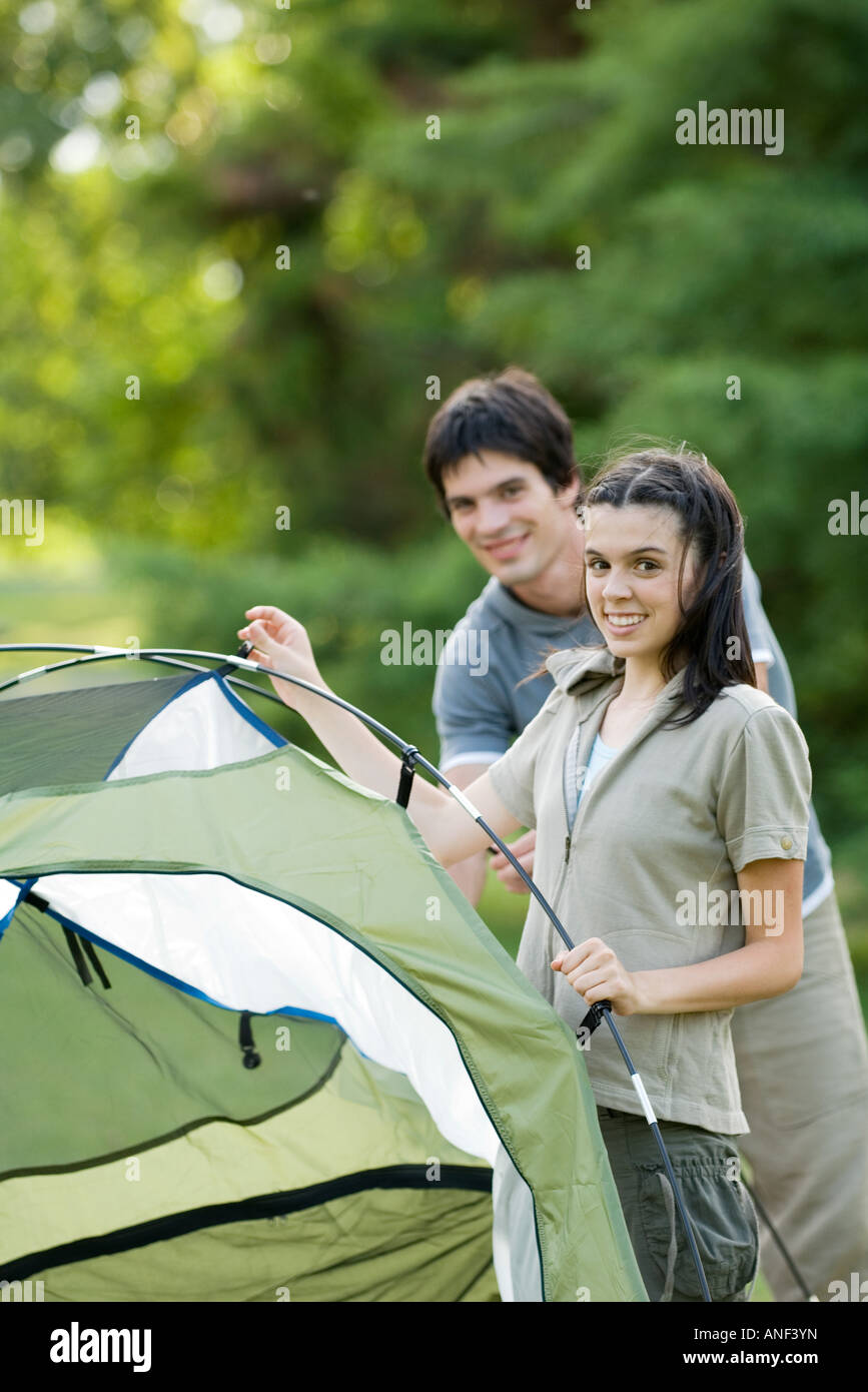 Girls setting up tent hi-res stock photography and images - Alamy