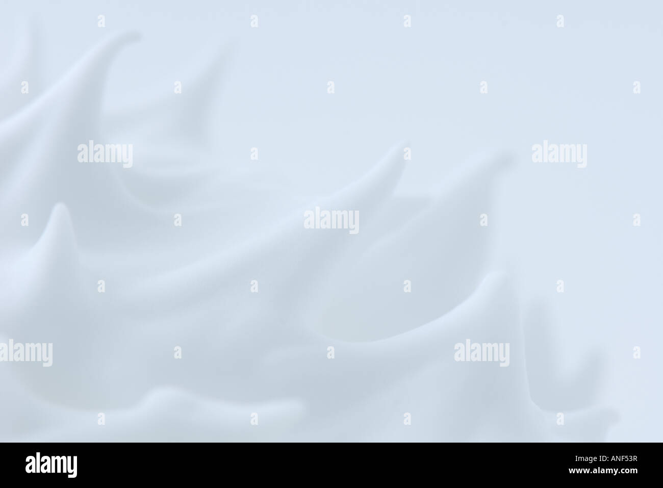 Cream peaks hi-res stock photography and images - Alamy