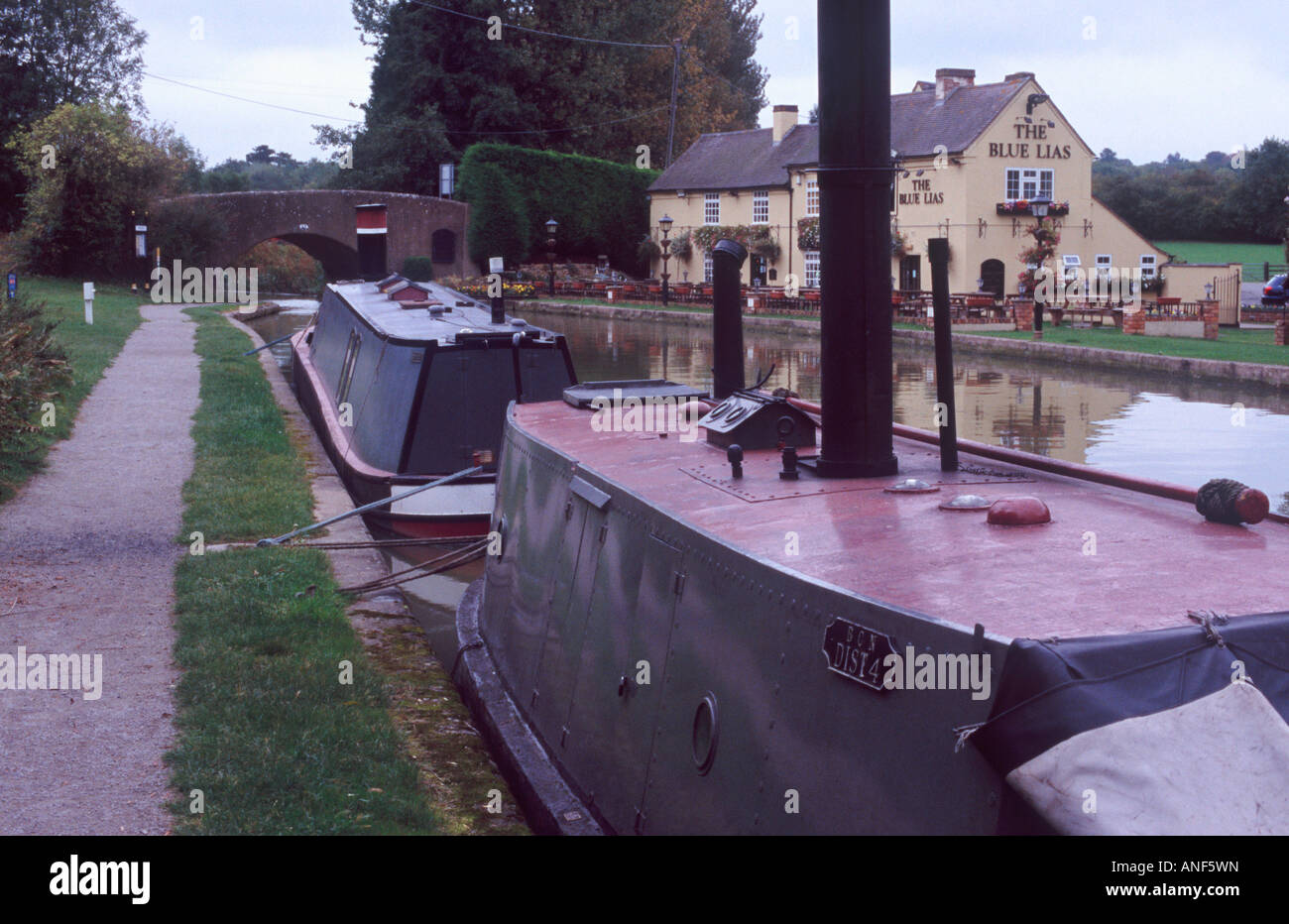 Steam barge hi-res stock photography and images - Alamy