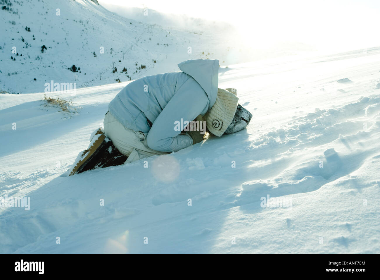 Fetal positions hi-res stock photography and images - Alamy