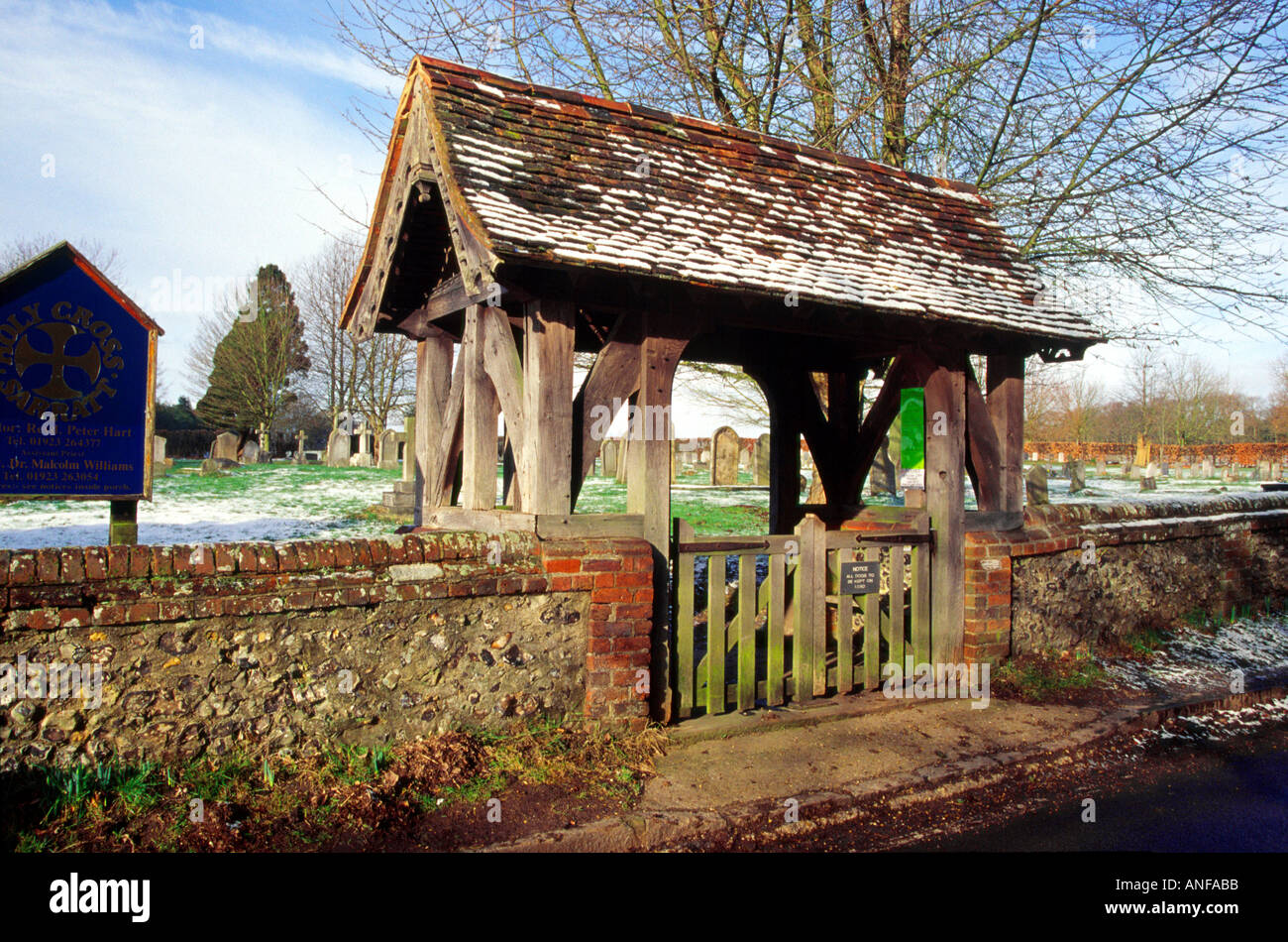Church lynch gate hi-res stock photography and images - Alamy