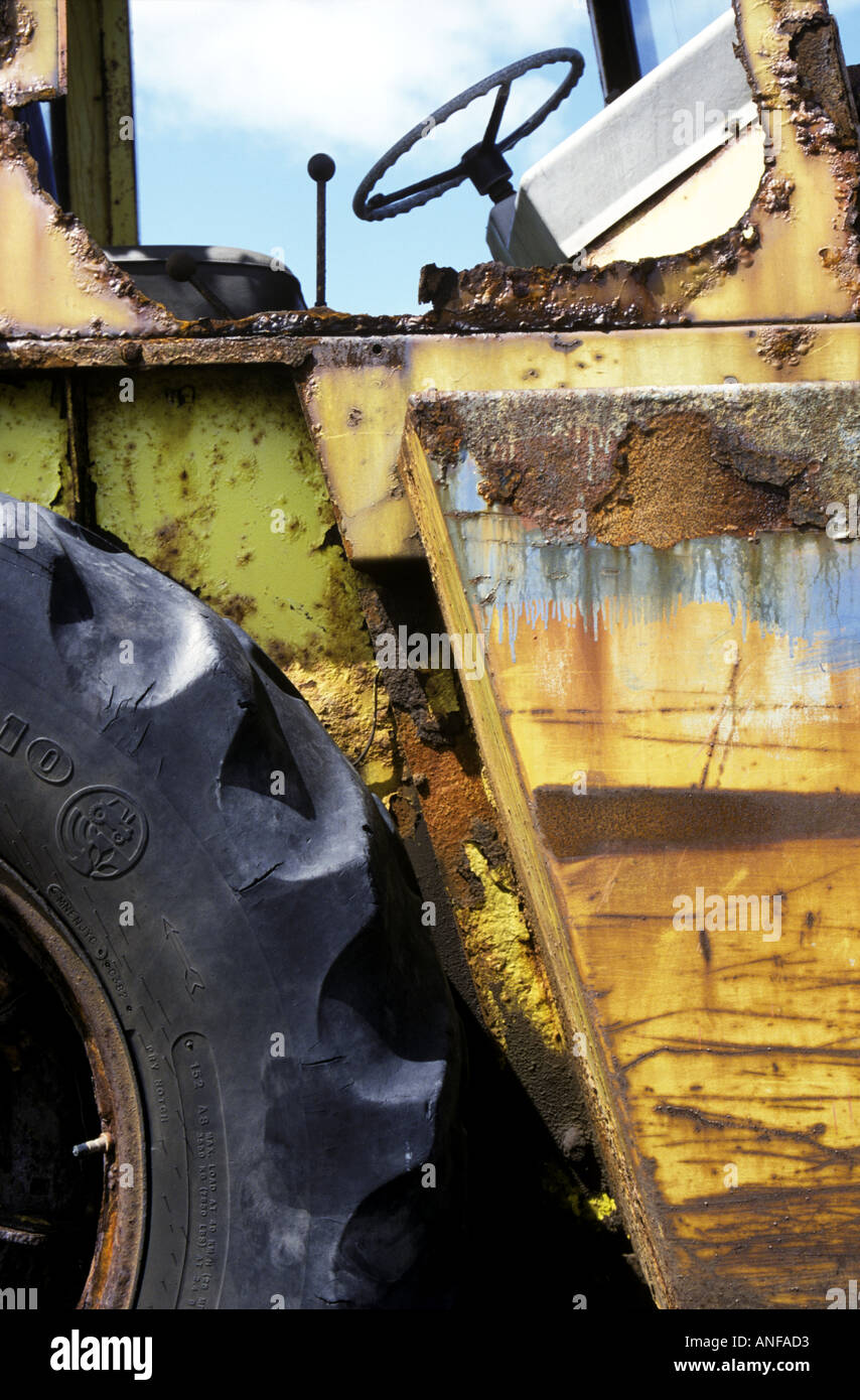 A still life of a neglected tractor Stock Photo - Alamy