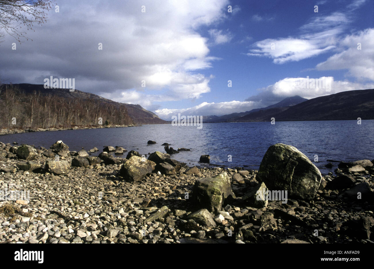 Loch side walks hi-res stock photography and images - Alamy