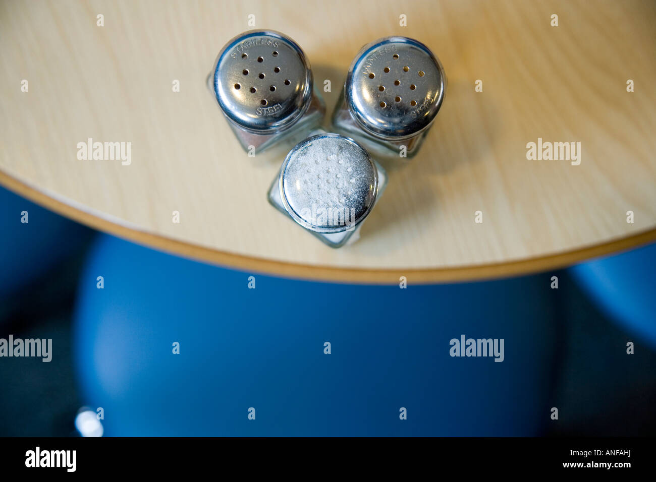 Condiments on restaurant table hi-res stock photography and images - Alamy