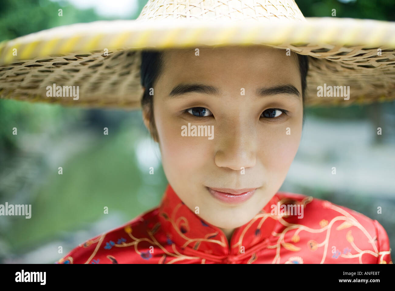Chinese mandarin hats hi-res stock photography and images - Alamy