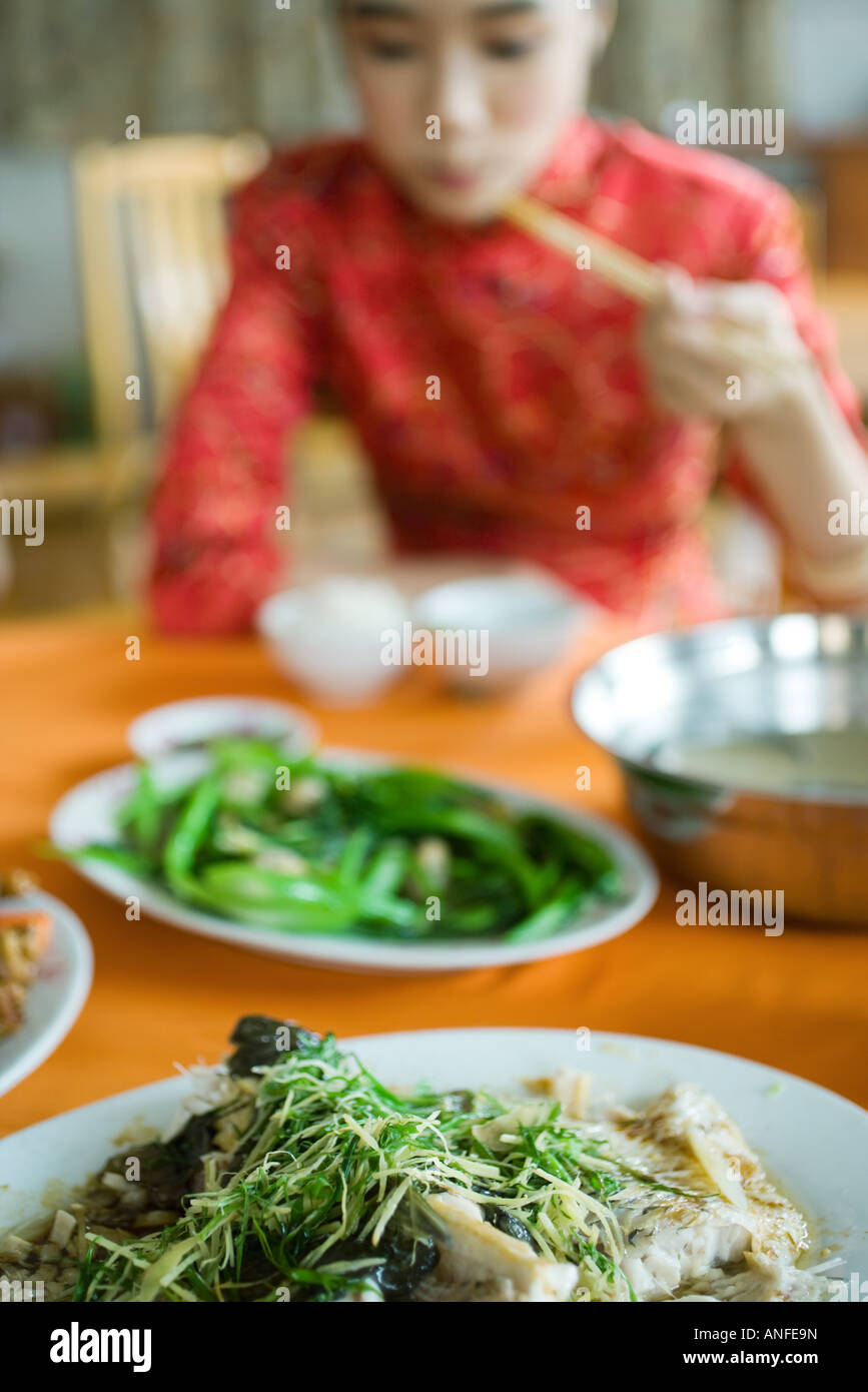 Asian women in qipao hi-res stock photography and images - Alamy