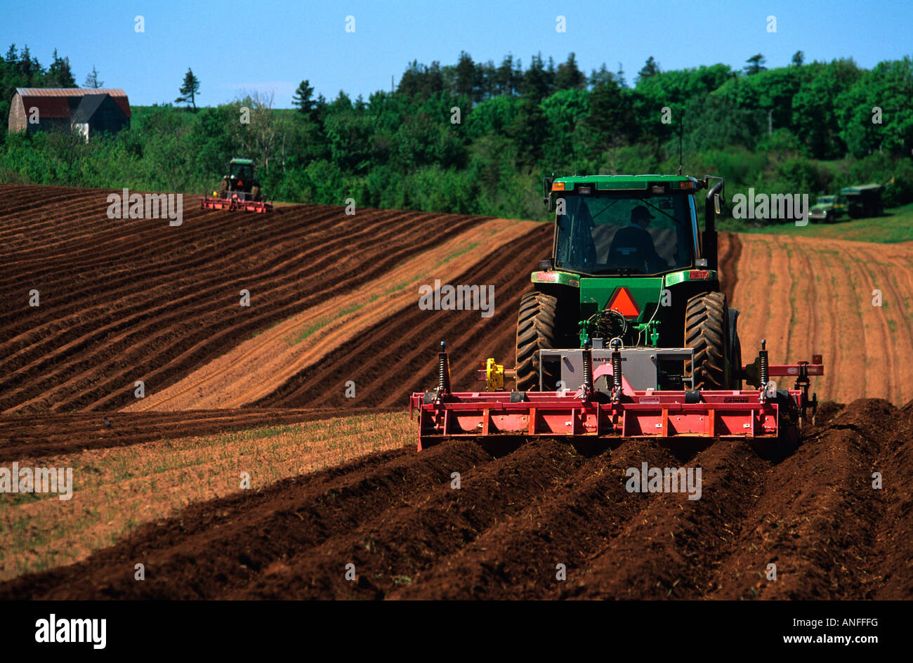 Commercial potato harvesting hi-res stock photography and images - Alamy