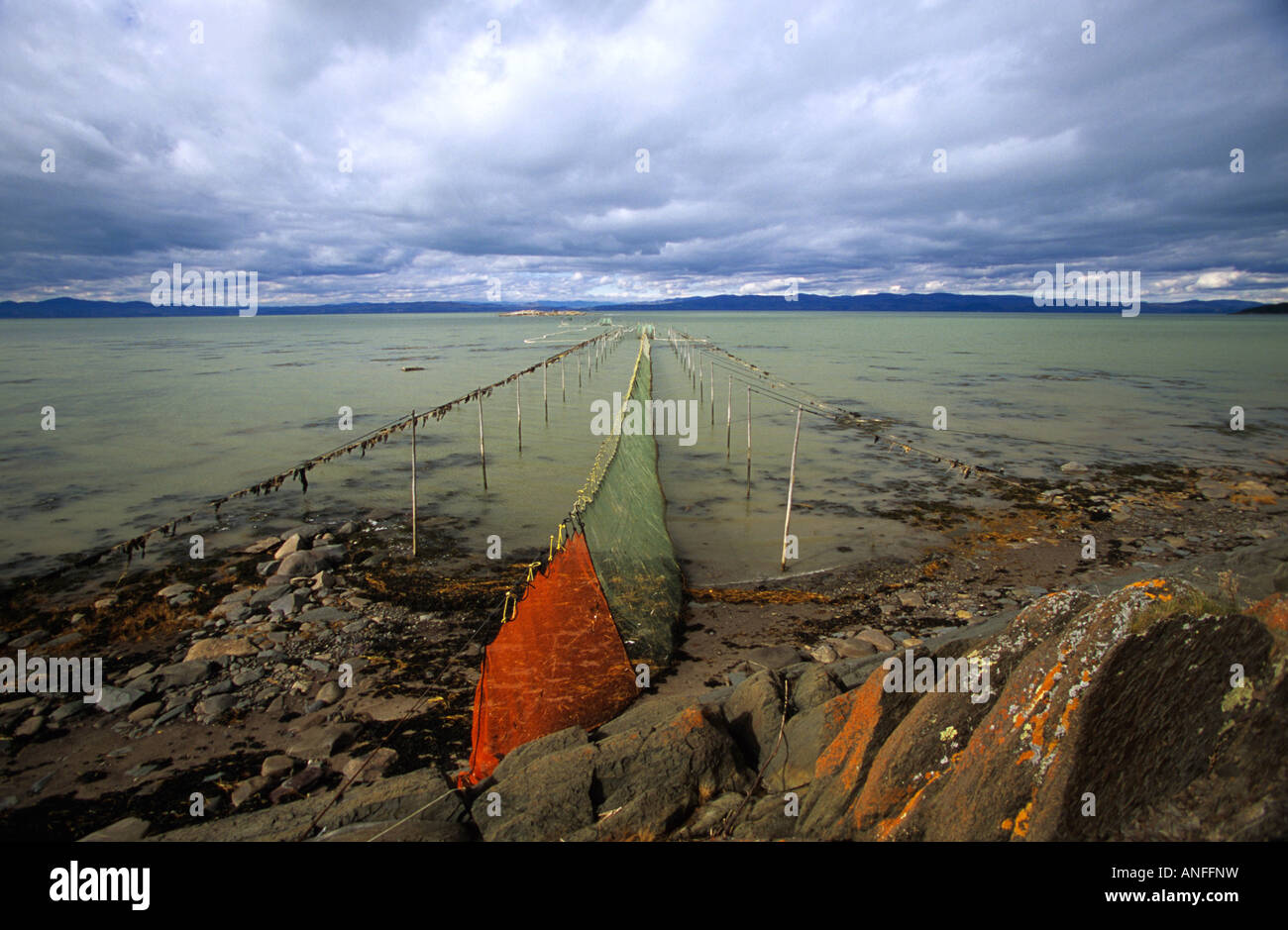 Weir inlet hi-res stock photography and images - Alamy