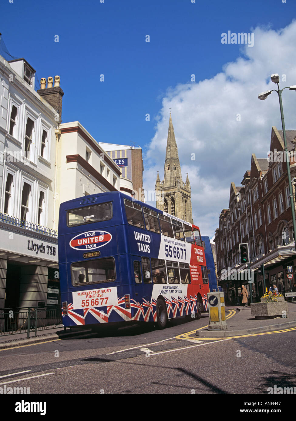 Bournemouth bus hi-res stock photography and images - Alamy