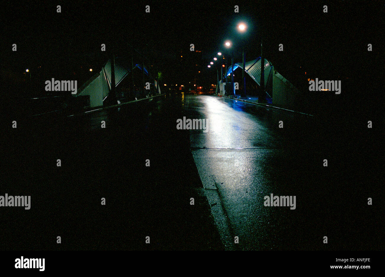 Mitrovica bridge hi-res stock photography and images - Alamy