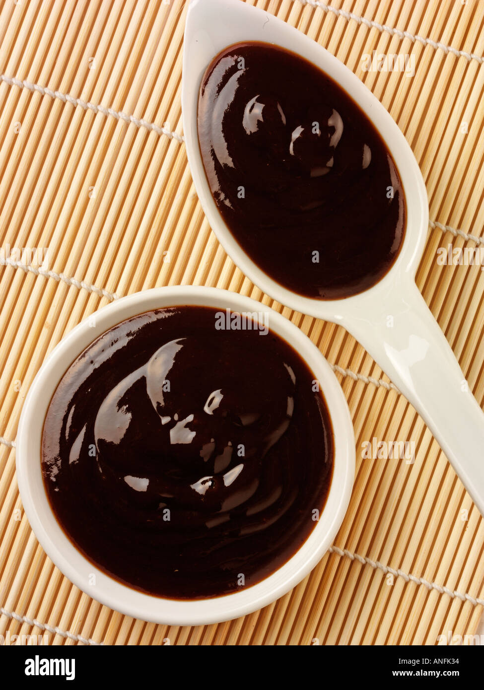 BLACK BEAN SAUCE Stock Photo - Alamy