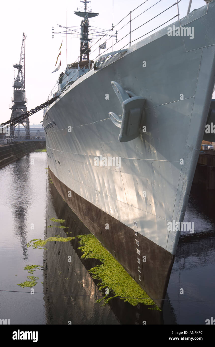 HMS Cavalier (Second World War destroyer) at Chatham Historic Dockyard ...