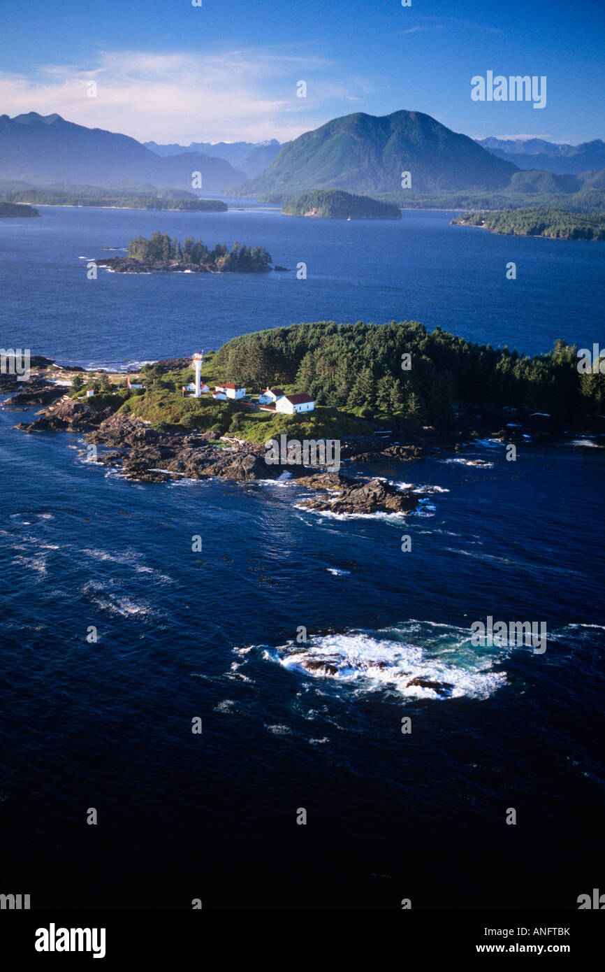 Situated amid the beauty of clayoquot sound near tofino hi-res stock ...