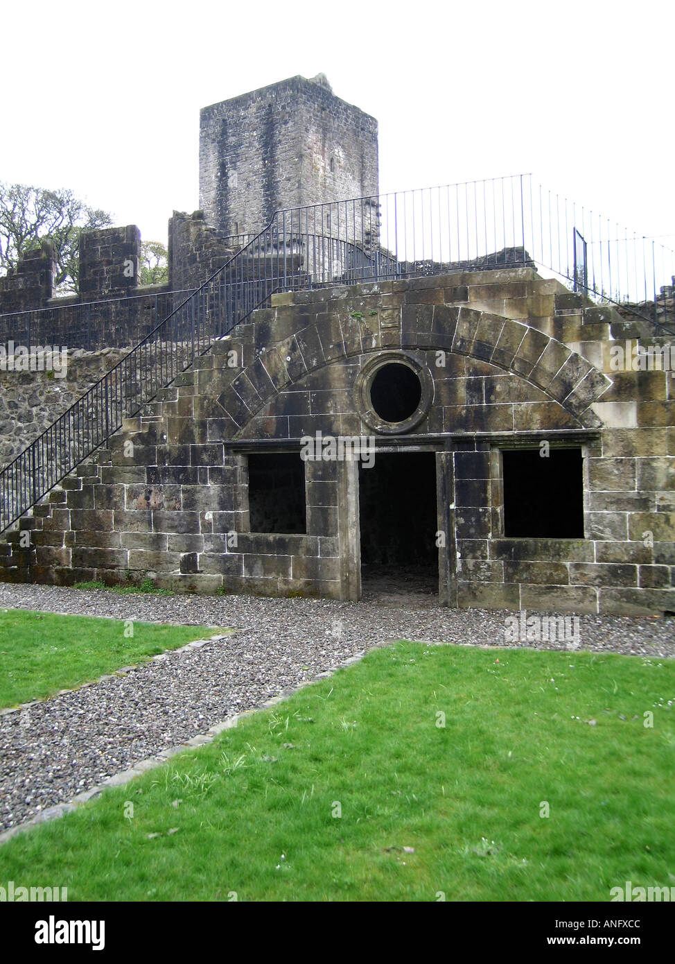 Ruin of folly or summer house in old formal castle garden Stock Photo ...