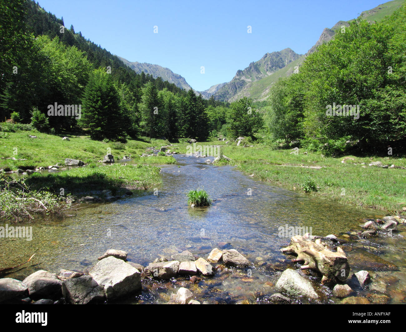 french pyrenees mountains Stock Photo - Alamy