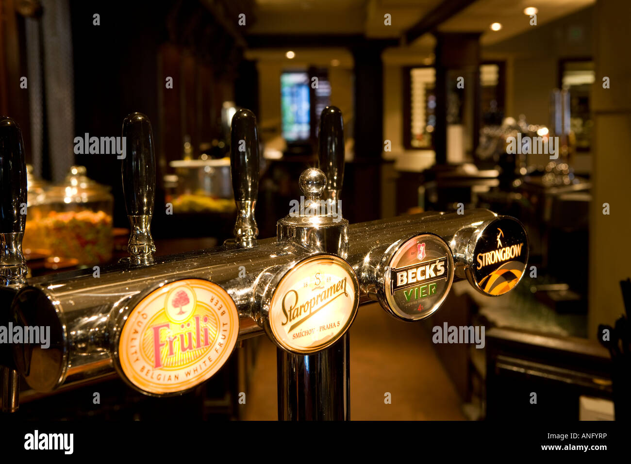 Beer pumps in public bar hi-res stock photography and images - Alamy