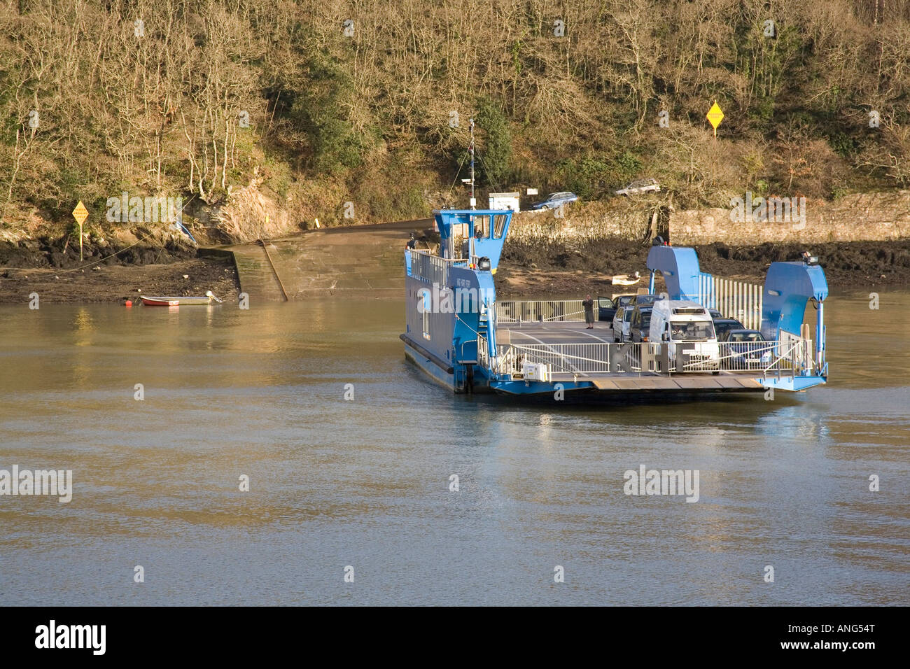 Chain ferry england hi-res stock photography and images - Alamy