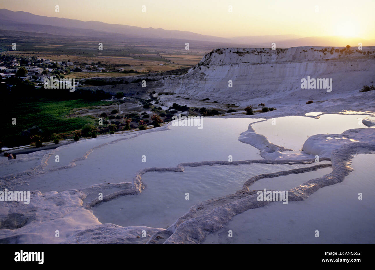 Turkey pamukkale the cotton castle detail of a pool at sunset Stock ...