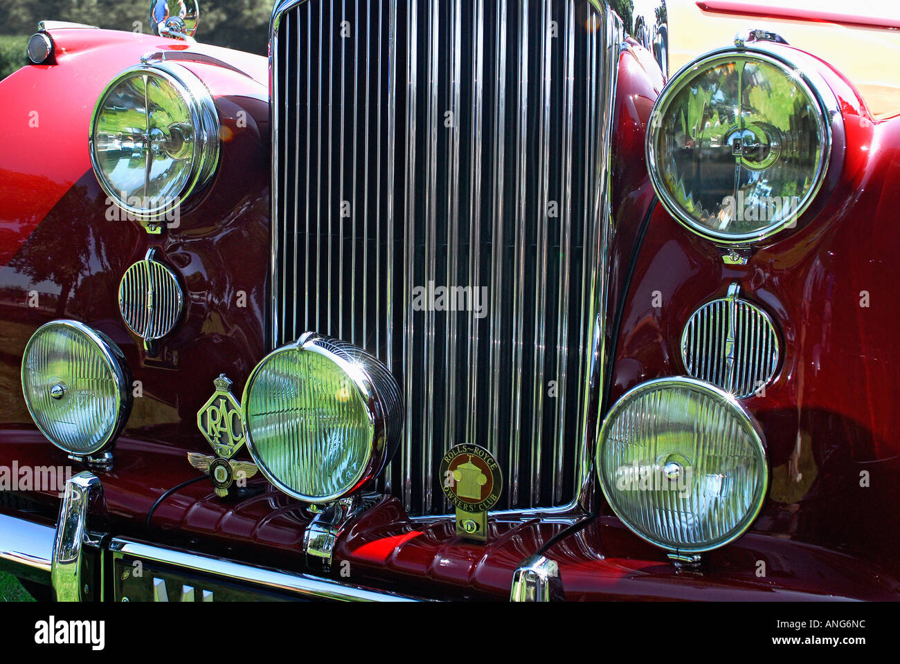 "^Bentley radiator ^grille and lamps, ^1950 Stock Photo - Alamy