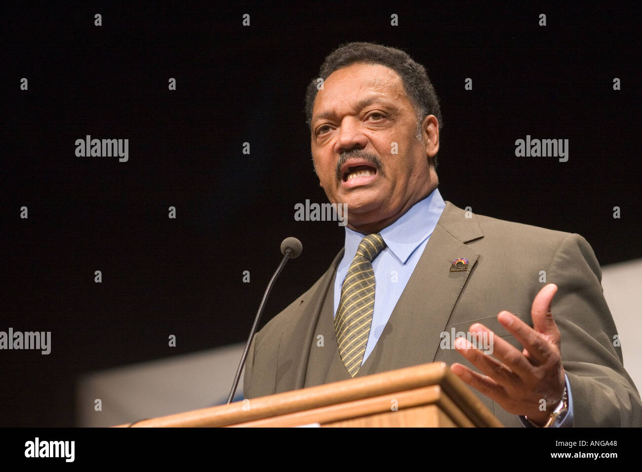 Jesse jackson speaking hi-res stock photography and images - Alamy